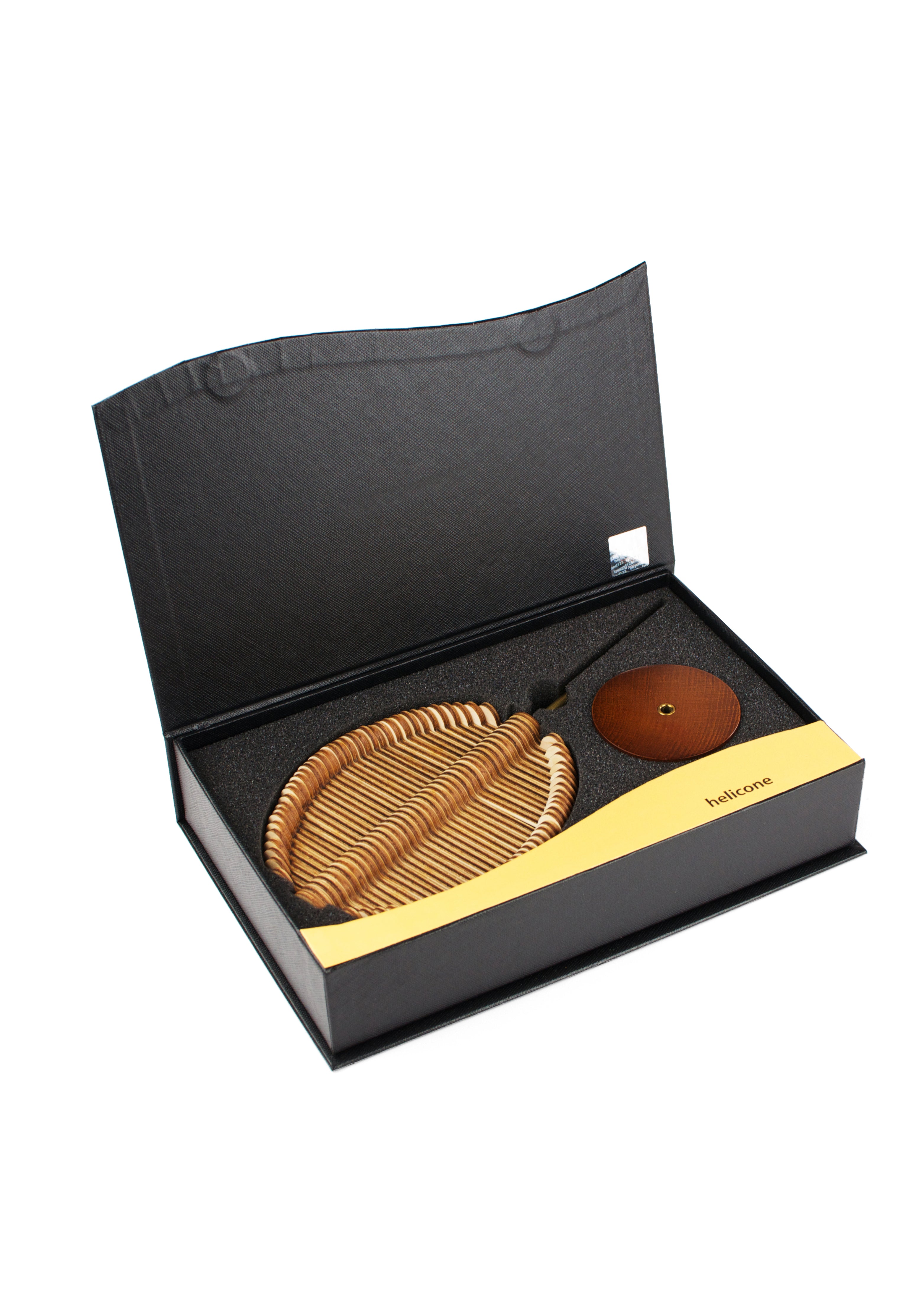 HELICONE KINETIC WOOD TOY – eggy