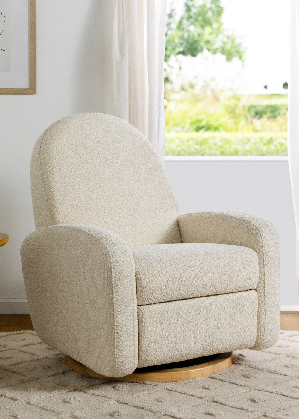 NAMI ELECTRONIC RECLINER AND SWIVEL GLIDER RECLINER WITH USB PORT - IV ...